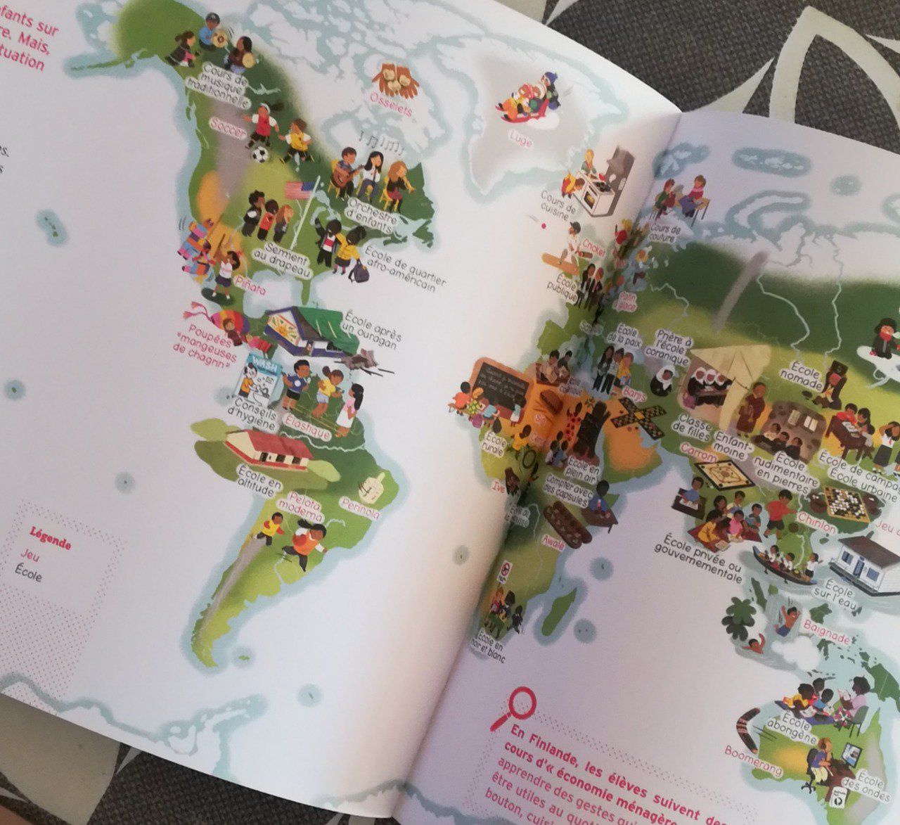 Le grand livre du monde - Teteenlire Le grand livre du monde - Teteenlire